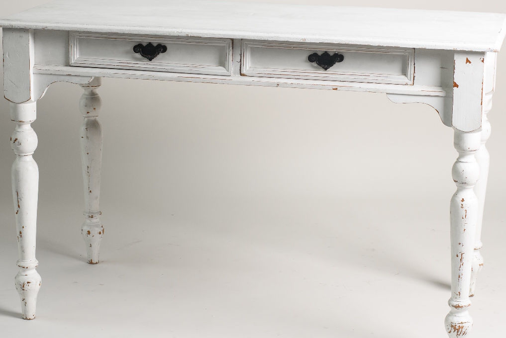 White Shabby Signing Table | Country Charm Event Hire