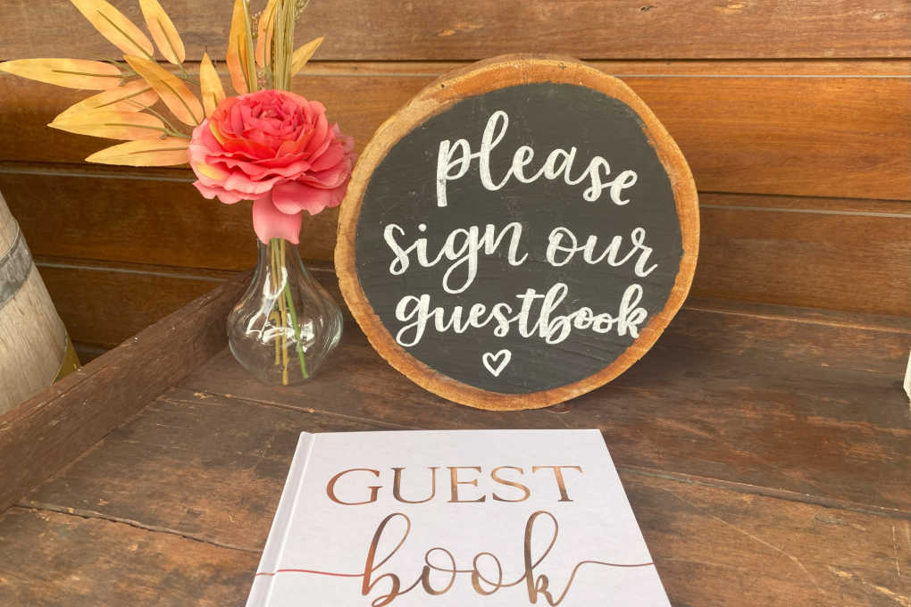 'Please Sign Our Guestbook' Sign - Country Charm Event Hire