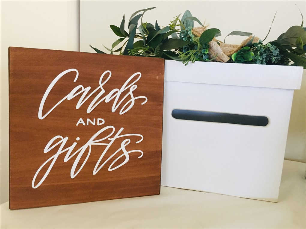 'Cards & Gifts' Wedding Sign | Country Charm Event Hire