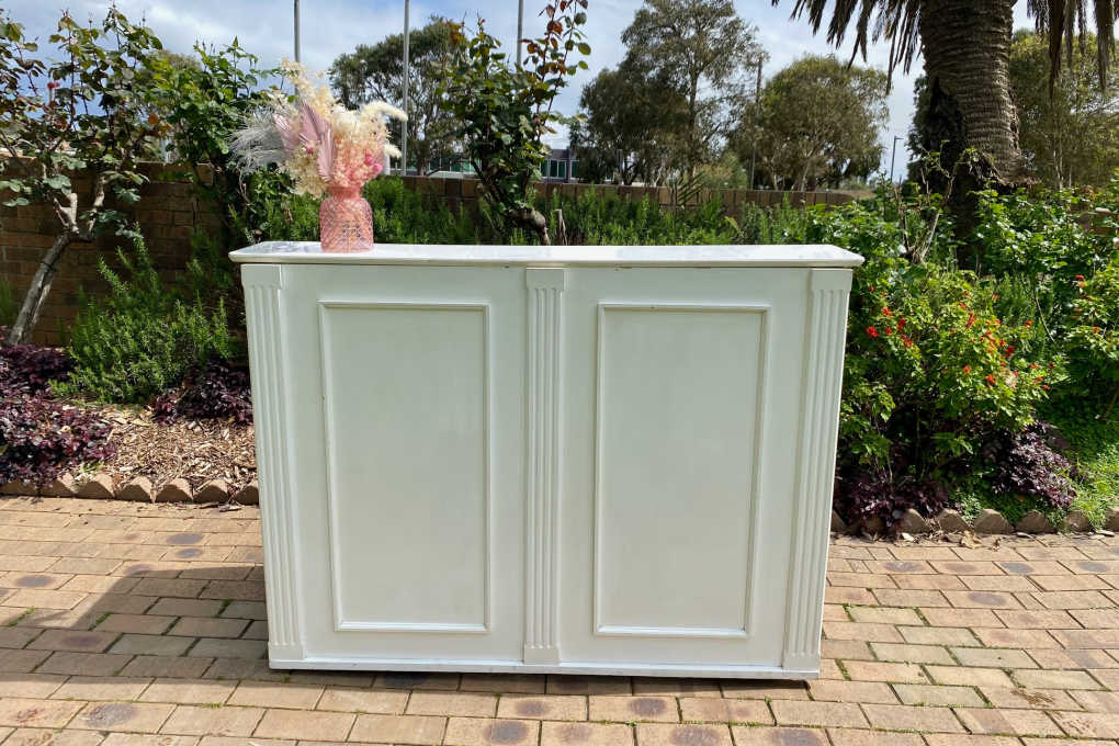 White Wooden Bar Hire - Melbourne | Country Charm Event Hire