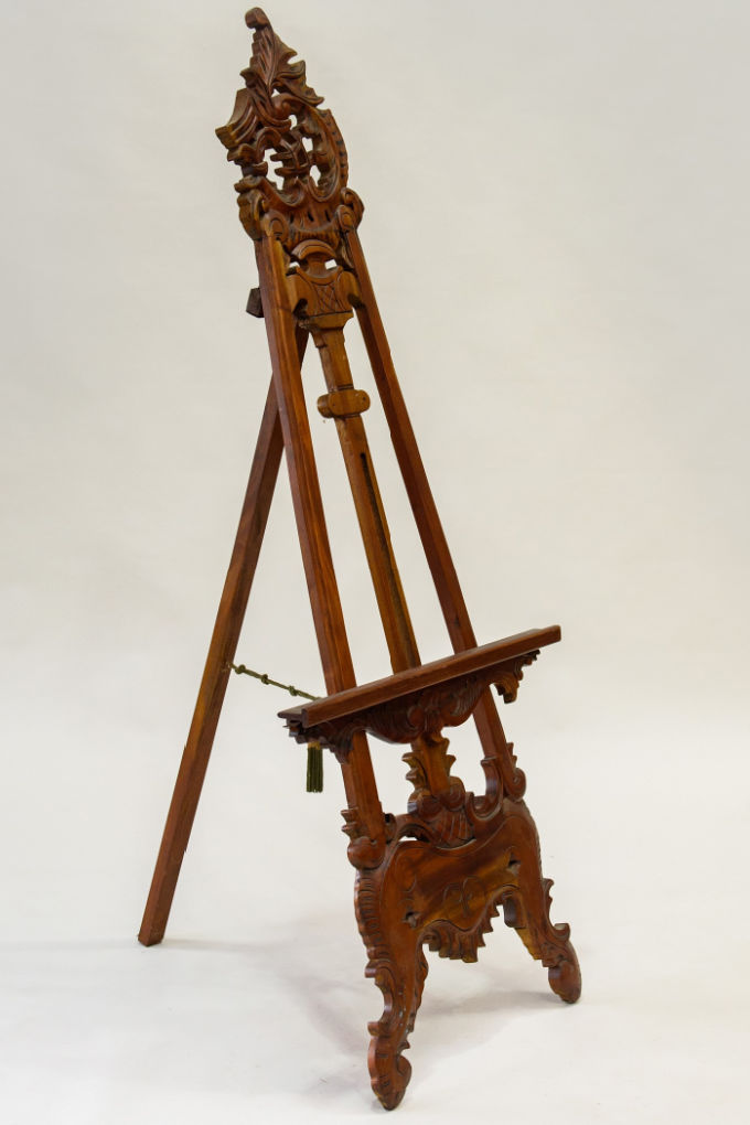 Vintage Wooden Easel - Melbourne - Country Charm Event Hire